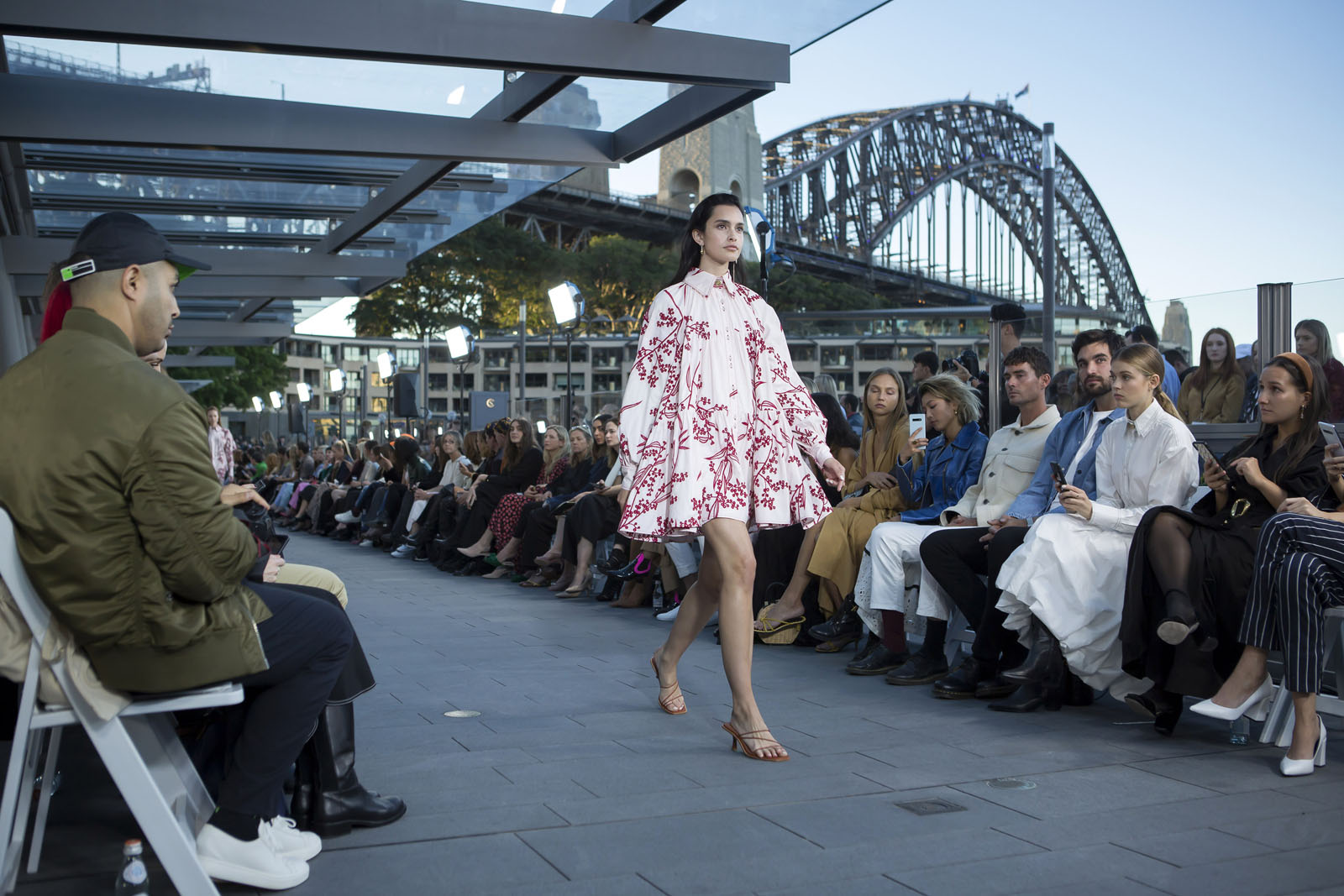 THE PAST, PRESENT AND FUTURE OF THE AUSTRALIAN FASHION INDUSTRY: “EARLY ...